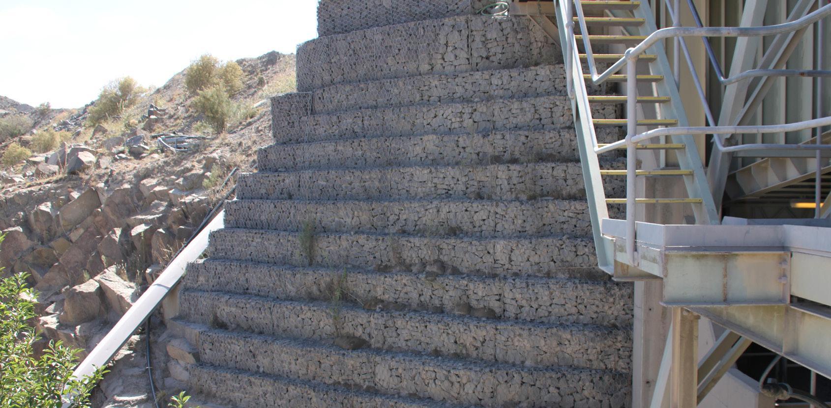 GABION-FACED WALL SUPPORTS HEAVY LOADS AT ACT QUARRY | Geofabrics ...